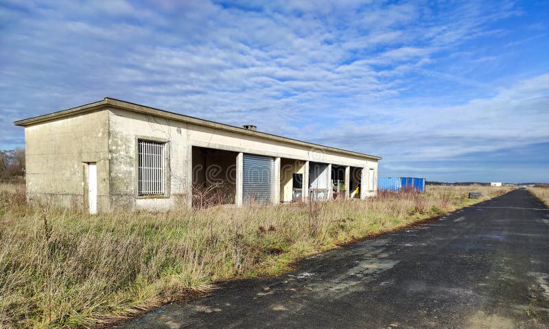 Way to nowhere stock photo. Image of beautiful, cultivate - 1384308