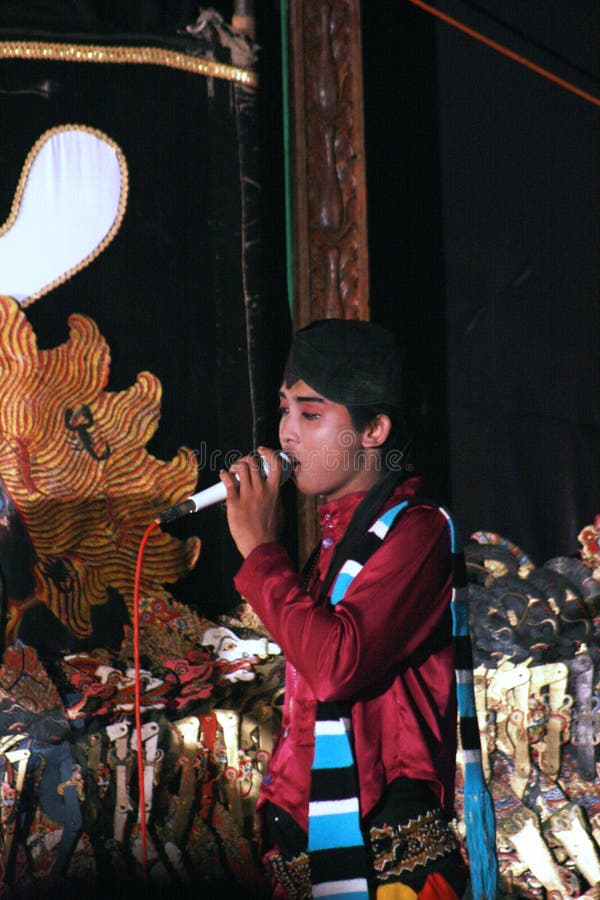 Wayang Kulit Shadow Puppet Show and Ludruk Editorial Photo - Image of ...