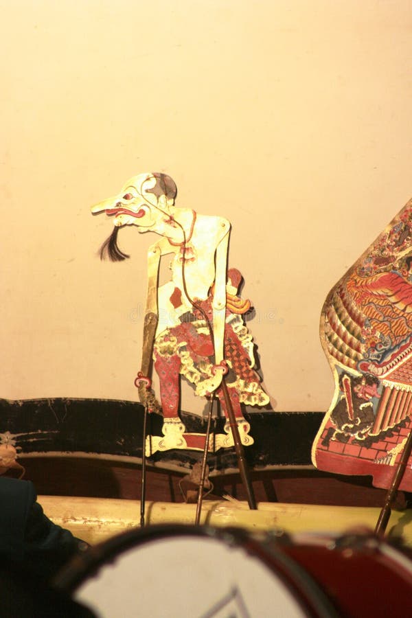 Wayang Kulit Shadow Puppet Show and Ludruk Editorial Photography ...