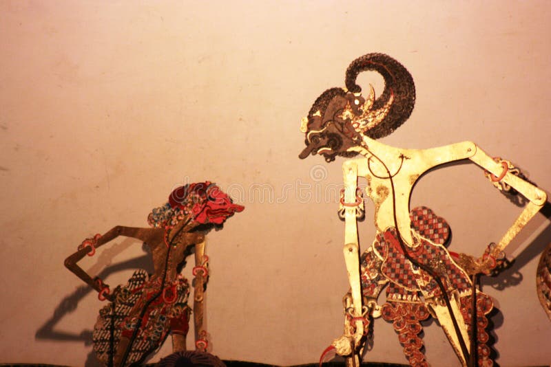 Wayang Kulit Shadow Puppet Show and Ludruk Editorial Photo - Image of ...
