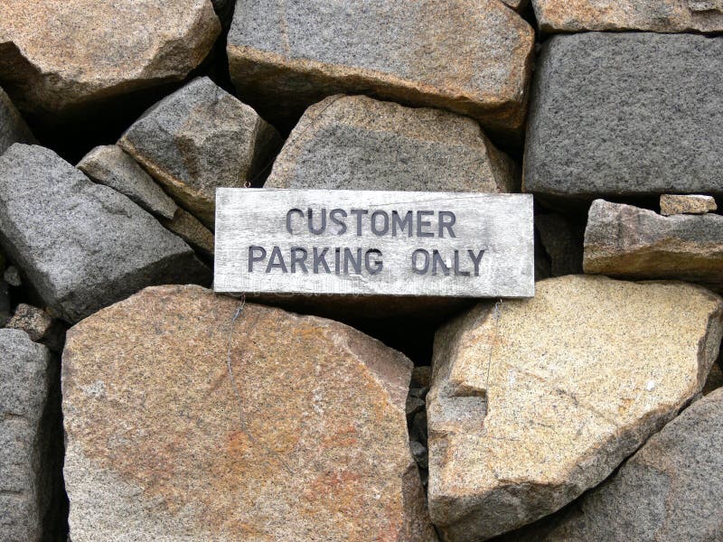 Signpost With Arrows Picture. Image: 27133798