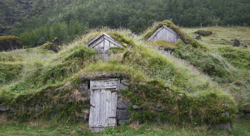 Traditional Viking Turf Roof House Stock Photo - Image of site ...