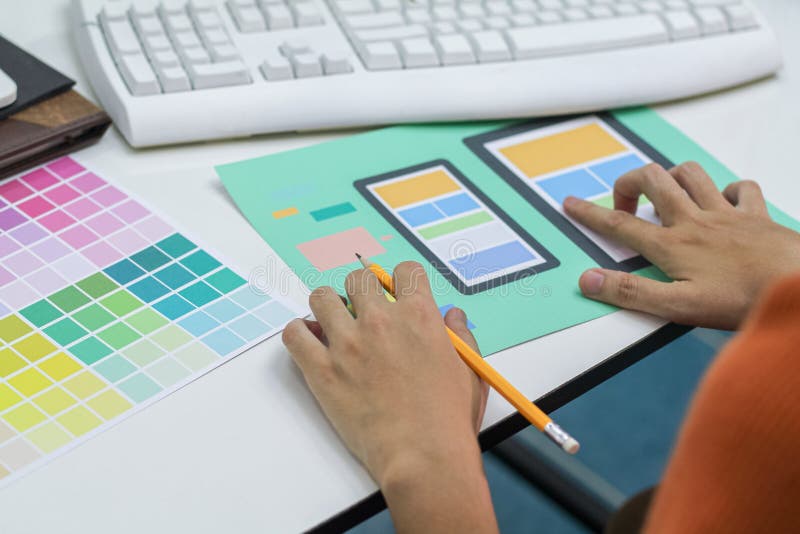 Web Designers are Working Together To Develop Responsive Website Gear ...