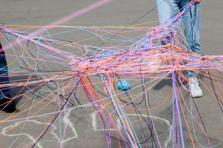 A Web of Multi-colored Knitting Threads during a Group Communication ...