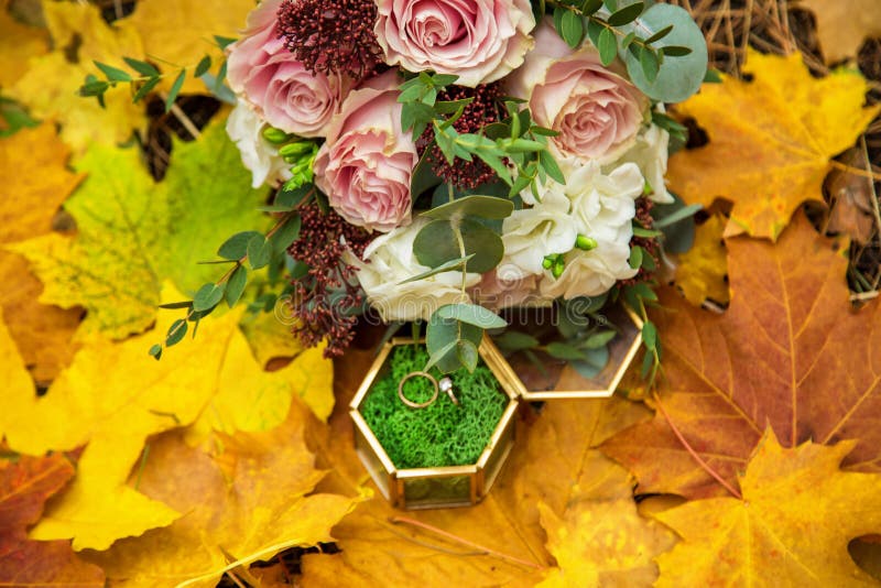 Wedding Autumn Bouquet with Wedding Rings Stock Photo - Image of ...