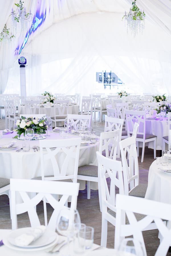 Wedding Banquet. Table Set for Wedding Reception Stock Image - Image of ...