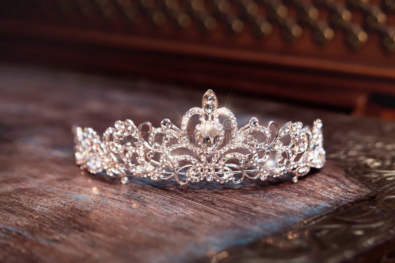 Wedding Bridal Luxury Diadem Crystals Indoor Stock Photos - Free ...