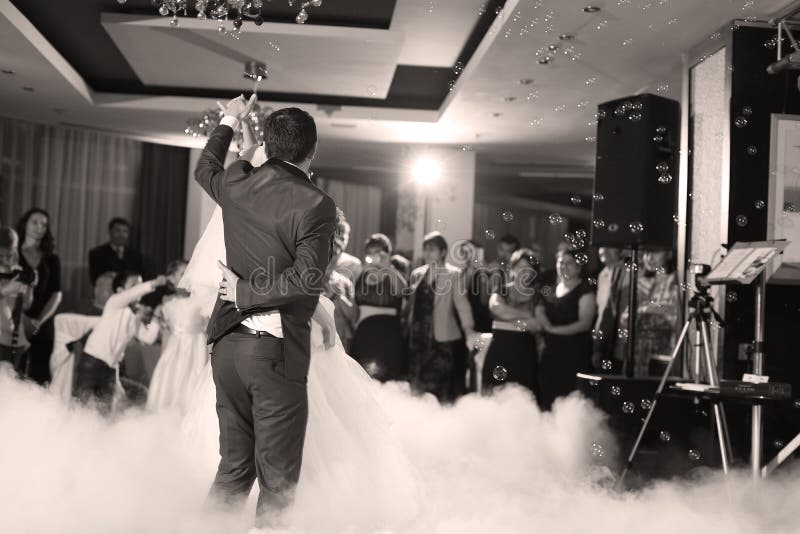 Wedding couple waltz stock photo. Image of sound, couple - 76607770