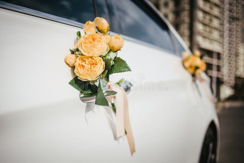 Wedding Decor on the Car Handle. Flower Decoration with Ribbons on a ...