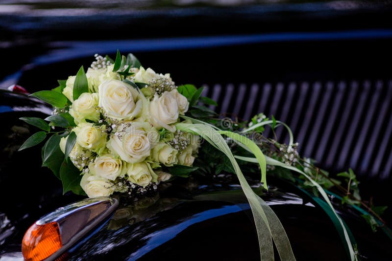 Wedding Decor Flowers Bride Stock Photo - Image of ring, bridal: 84865962