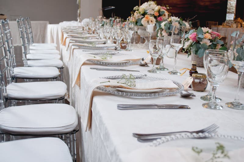 Wedding Decor at Main Table Stock Photo - Image of white, venue: 57684262