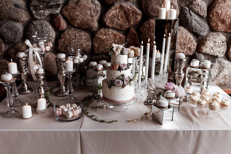Cake table setup stock image. Image of sweet, dessert - 246018395