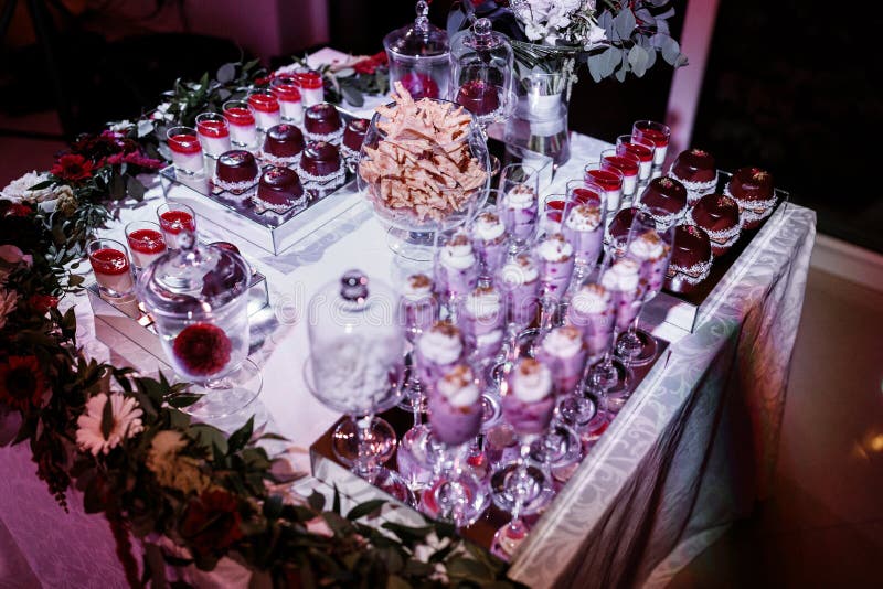 Wedding Dessert Table Set Up Stock Photo - Image of mini, event: 176288574
