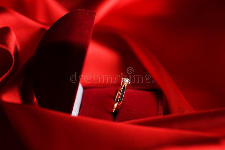 5,024 Purple Wedding Ring Quilt Stock Photos - Free & Royalty-Free ...