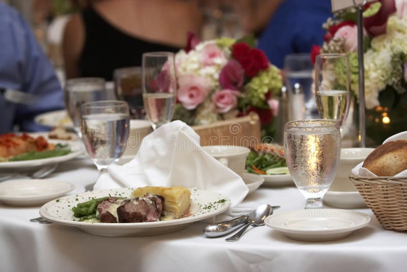 Bride feeding doves stock image. Image of wedding, bouquet - 18778183
