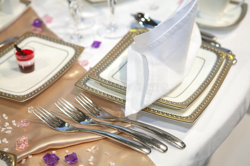 Elegant wedding dinner stock image. Image of bouquet - 18179181