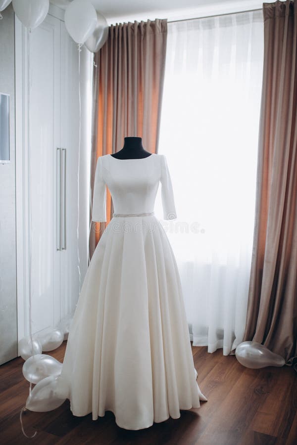 280 Sexy Wedding Dresses Bride Stock Photos - Free & Royalty-Free Stock ...