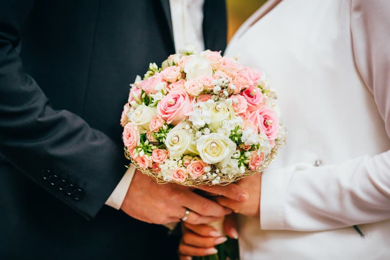 Wedding Flowers Bride Groom Stock Image - Image of bridal, romantic ...