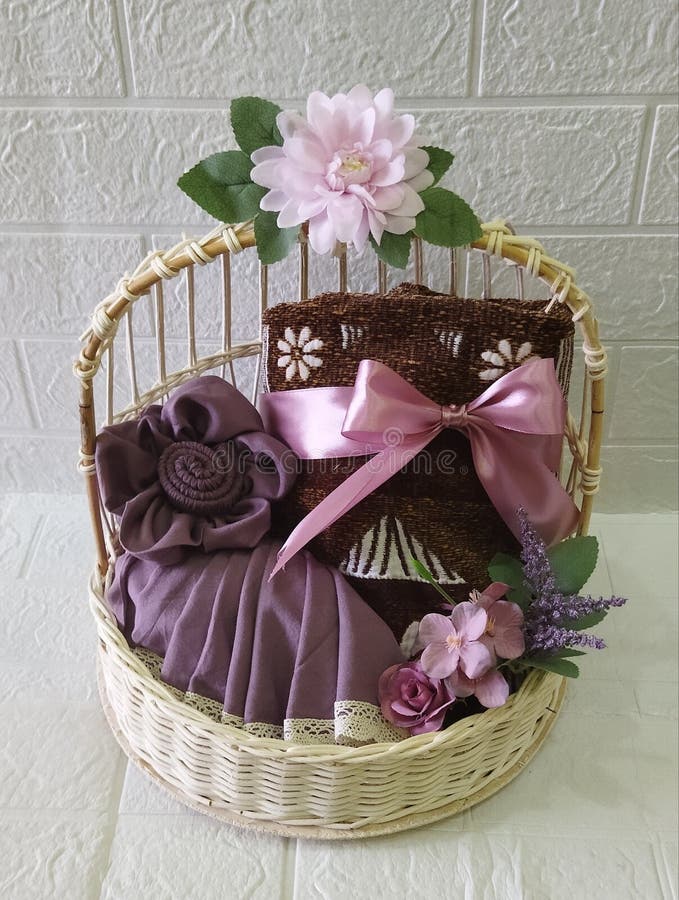 Wedding hampers idea stock image. Image of idea, hampers - 265279491