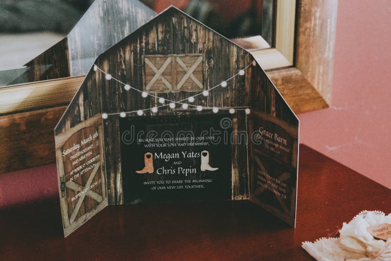 Barn Shaped Invitations