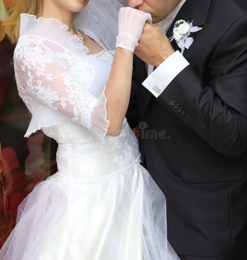 Wedding kiss stock photo. Image of groom, cuff, kissing - 21369042