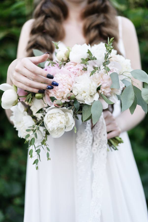 Wedding morning of a bride stock photo. Image of bride - 95191770