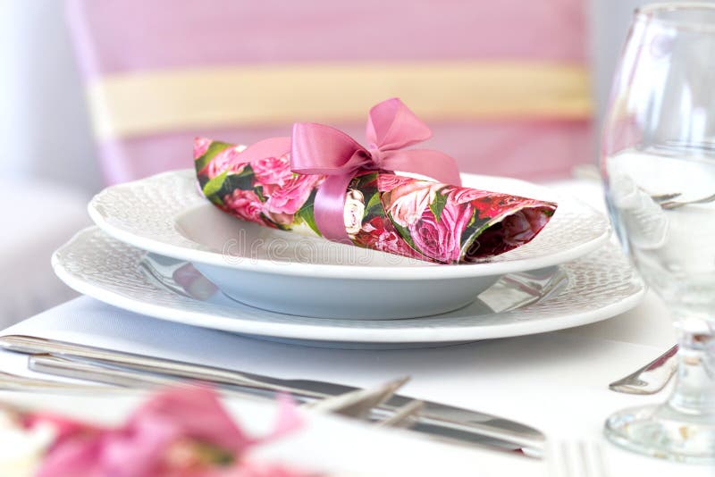 Wedding napkin decoration stock photo. Image of tablecloth - 72542752
