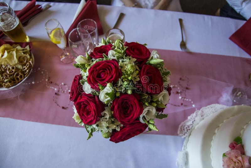 A Wedding Posy with Red Roses and White Flowers Stock Image - Image of ...