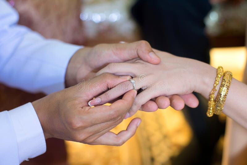 Wedding Ring Close Up Hand. Wear Ring Stock Image - Image of bouquet ...