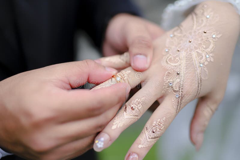 Ring fitting for the bride stock photo. Image of female - 372477424