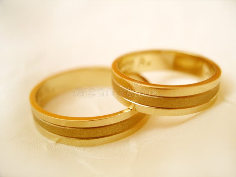 Wedding Rings Free Stock Photos & Pictures, Wedding Rings Royalty-Free ...