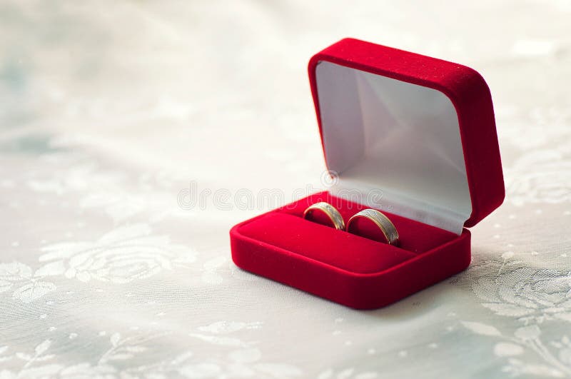 Wedding Rings in an Opened Red Box Stock Image - Image of empty ...