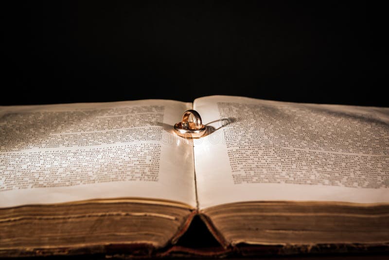 277 Used Wedding Rings Stock Photos - Free & Royalty-Free Stock Photos ...