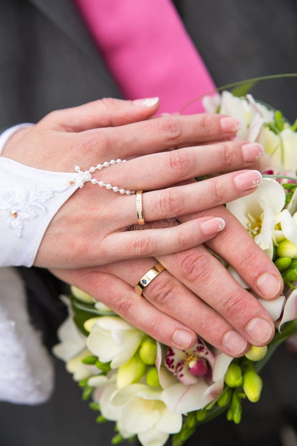 Married Couple Hands with Wedding Rings. Stock Photo - Image of diamond ...