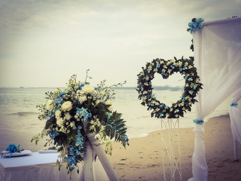 Wedding on the sandy beach stock image. Image of nature - 107427281