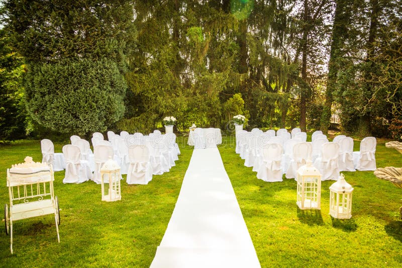Wedding set up outdoor stock image. Image of floral, ceremony - 92341057