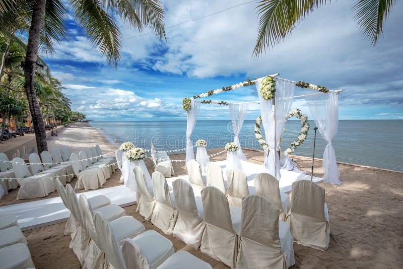 Wedding Setting on a Tropical Beach Stock Image - Image of people ...