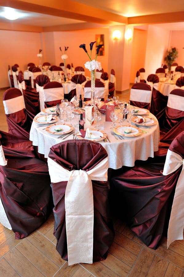 Table Setting at a Luxury Wedding Reception Stock Photo - Image of ...
