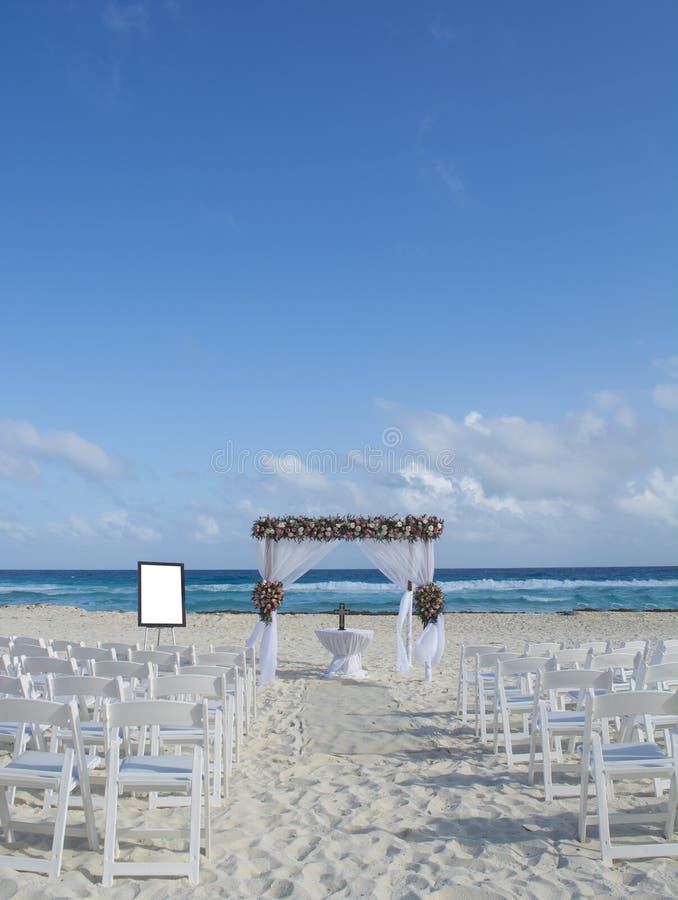 Wedding table on the beach stock photo. Image of getaway - 138670146