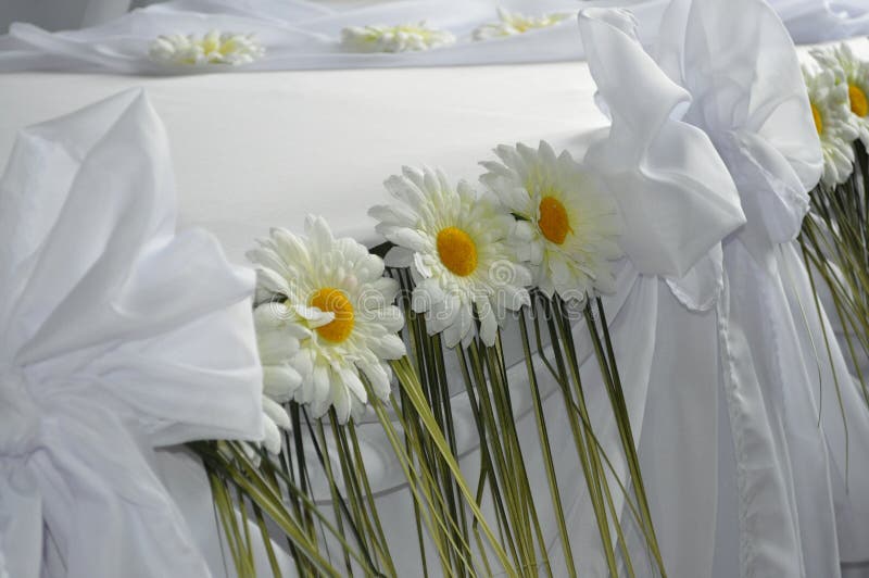 Wedding Table Decoration with Daisies Stock Image - Image of ...