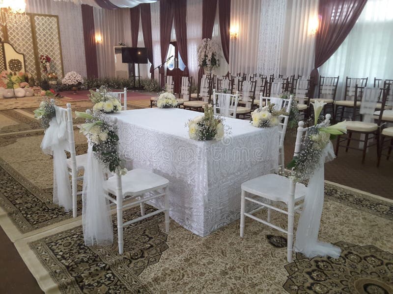 Wedding Table stock image. Image of ritual, table, flower - 264423911