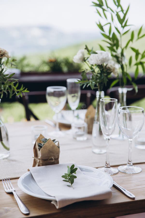 Wedding Table Setting. Eco Wedding Plates for the Celebration Stock ...