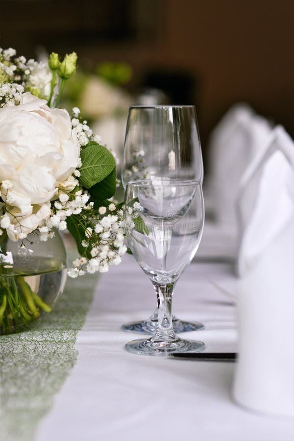 Wedding Table Setting with Elegant Water and Wine Drinking Glasses and ...
