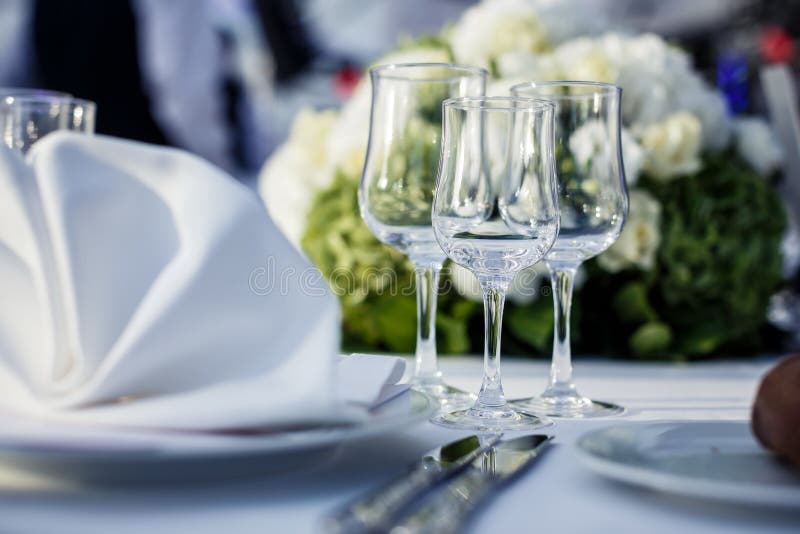 Wedding Table Setting in Restaurant Stock Photo - Image of glass ...