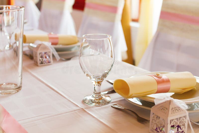Wedding table settings stock photo. Image of arrangement - 75839850