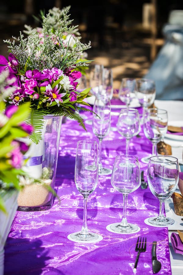 Long Table Wedding Dinner Setup. Stock Image - Image of sand, beach ...