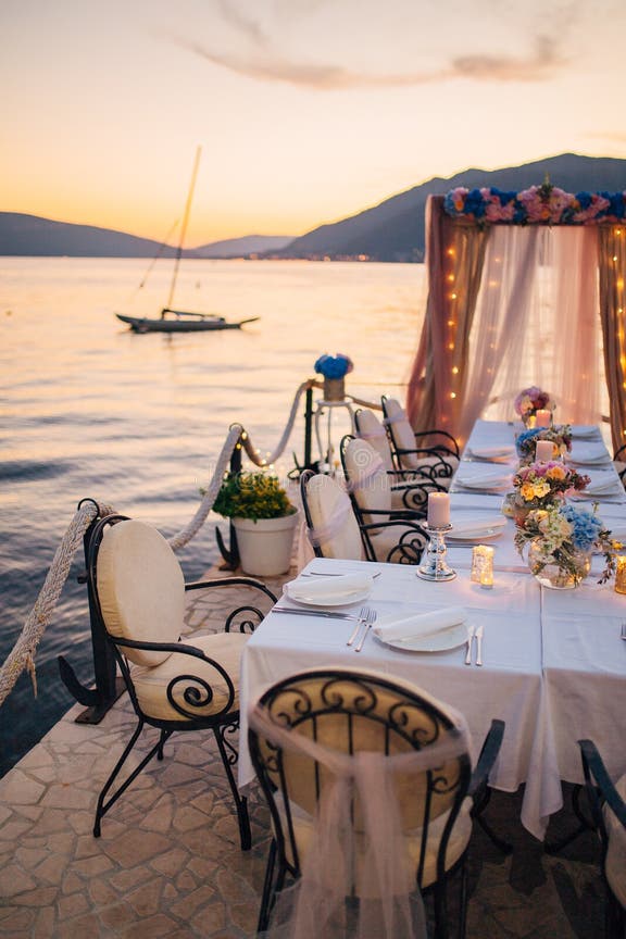 Wedding table on the shore stock image. Image of holiday - 90921853