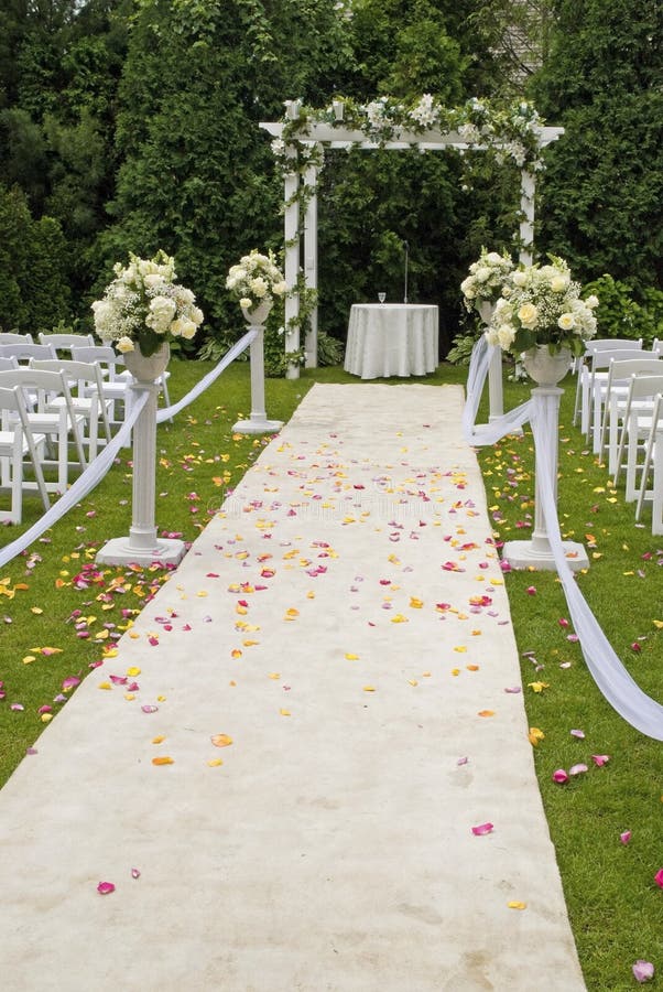 Wedding Trail stock image. Image of roses, lawn, ceremony - 14874123