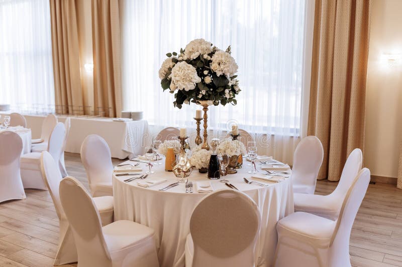 Simple and Minimalist Wedding Decor Stock Image - Image of dinner ...