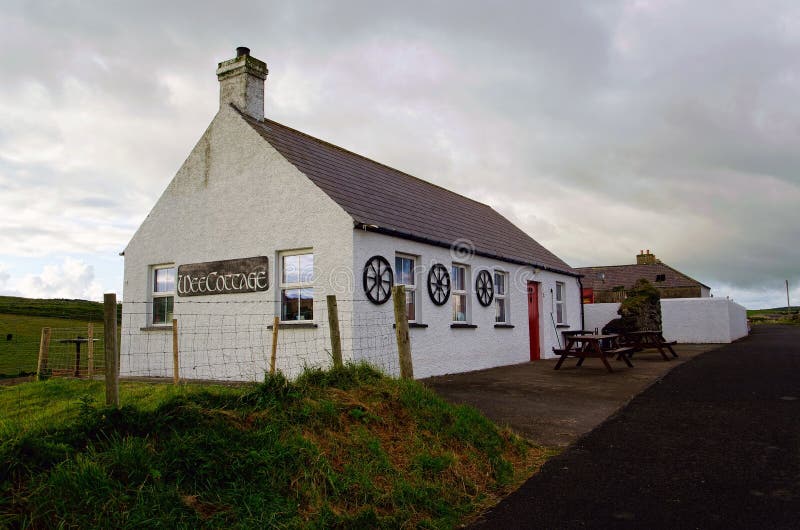 Wee Picturesque Cottage Stock Photos - Free & Royalty-Free Stock Photos ...